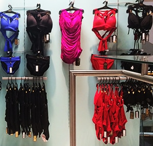 Wholesale Overstock and Closeout Clothing, Handbags, Shoes and More ...